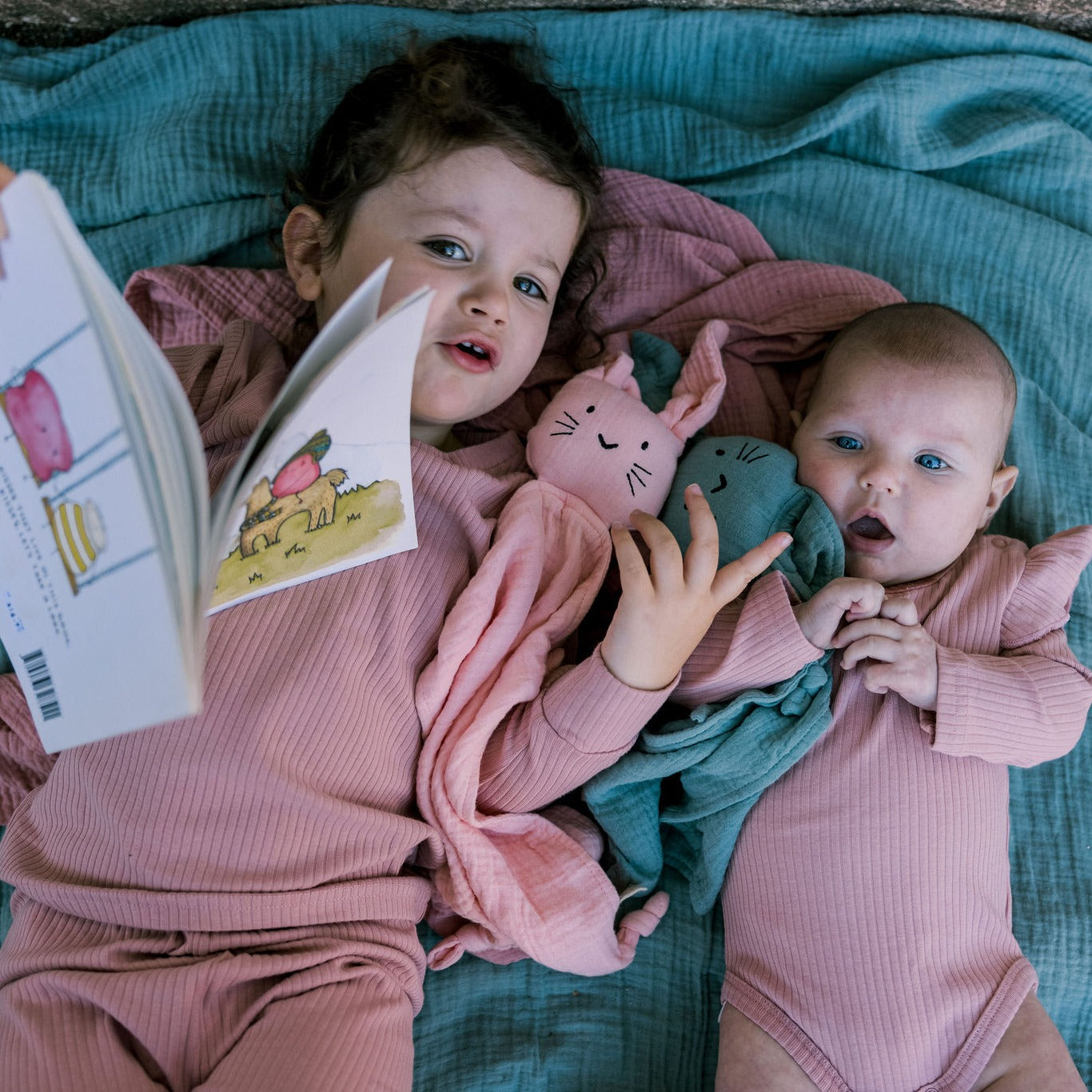 Muslin Wrap & Snuggly Comforter